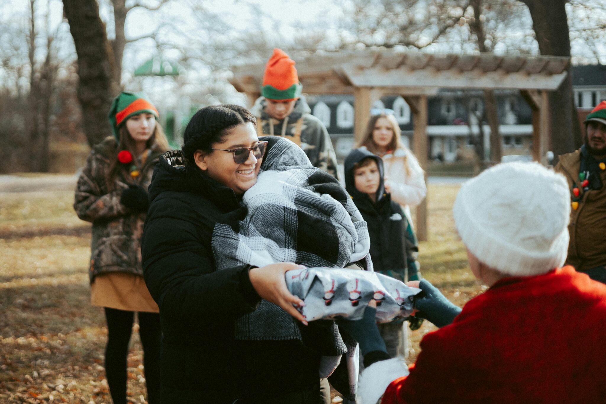 Ways to Give Back this Holiday Season: Where to Donate
