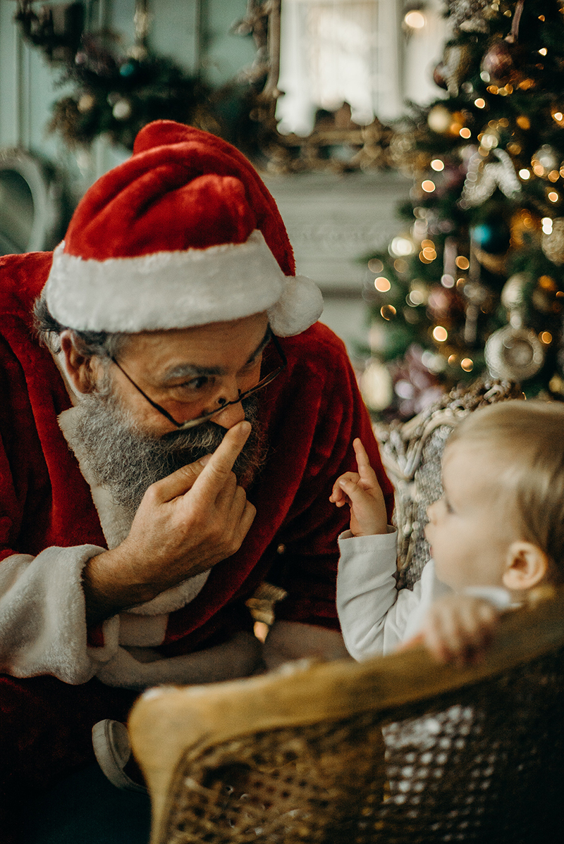 The Ultimate Guide to Santa Photos in Metro Vancouver!