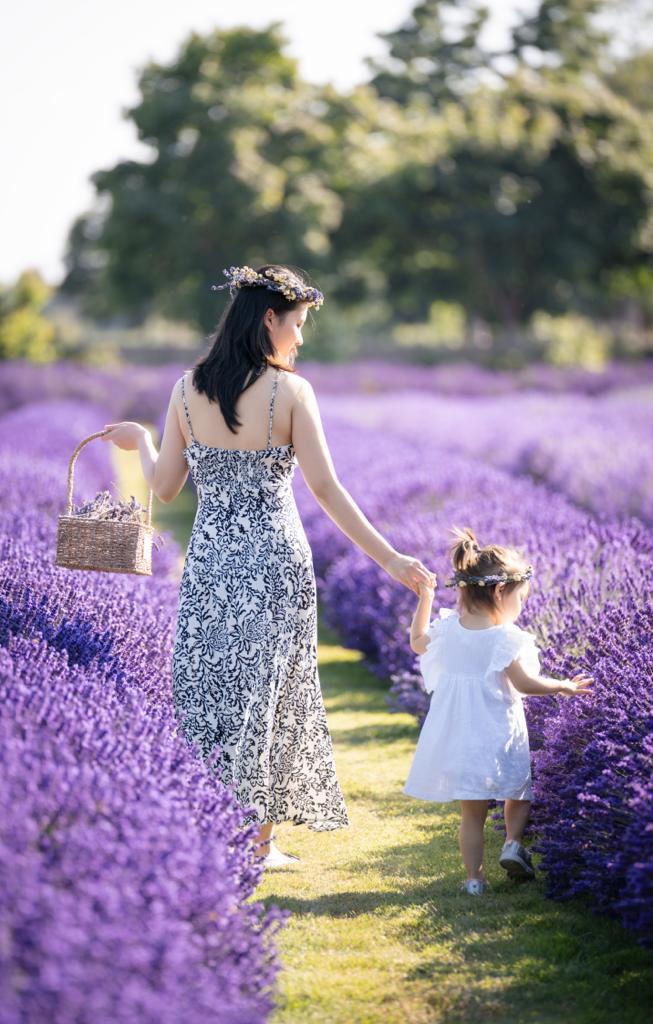 Lavenderland-mom-and-daughter-walking - Vancouver Mom